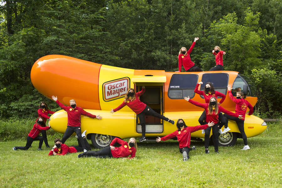 Oscar Mayer Is Hiring Wienermobile Drivers for Road Trips Across the US ...