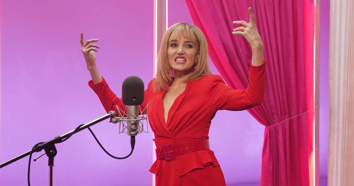 SNL 'Opening Credit Songs' Skit: TV's Hottest Shows Get New Theme Songs ...