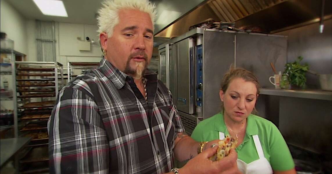 Best Food Network Shows on Discovery Plus to Stream Right Now - Thrillist