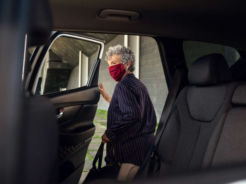 Lyft Is Making It Easier to Get Your COVID-19 Vaccine - Thrillist