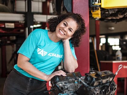 Girls Auto Clinic: Upper Darby, PA - Thrillist