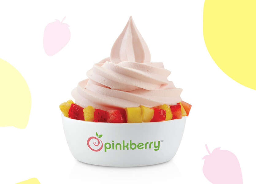 Pinkberry’s Strawberry Lemonade Frozen Yogurt Is Summer in a Swirl ...
