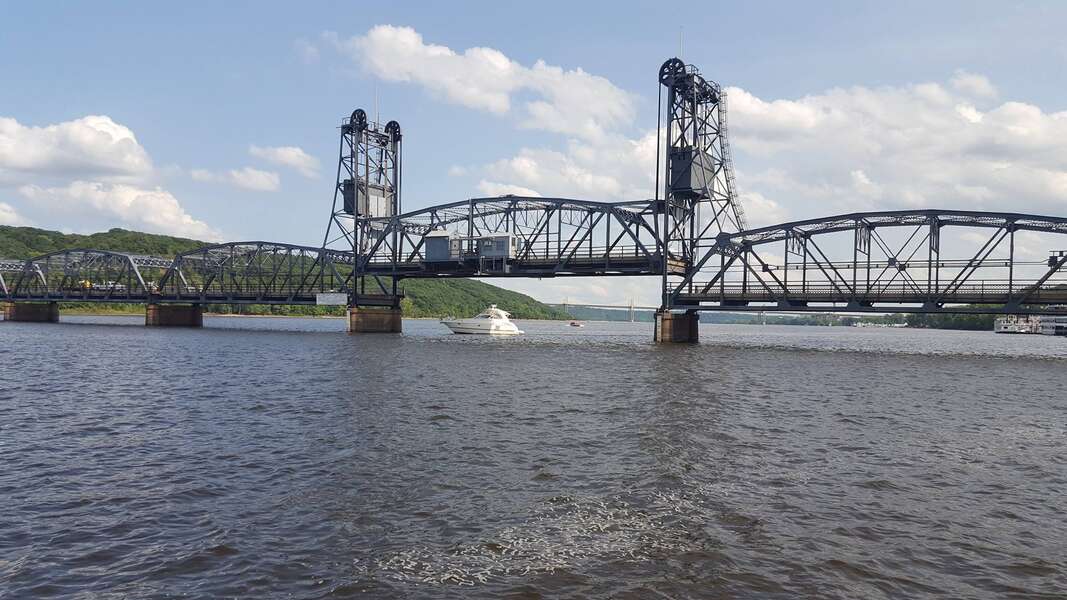 Best Suburbs Near Minneapolis: Places You Should Absolutely Go Visit ...