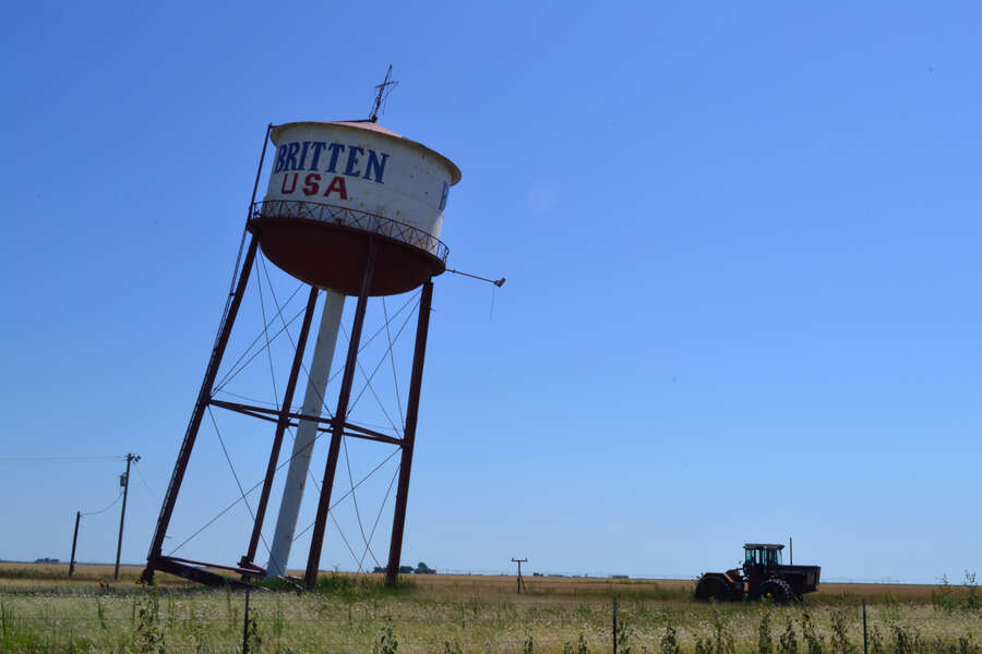 Britten Leaning Water Tower: Groom, TX - Thrillist
