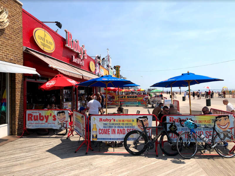 Ruby's Bar & Grill: Brooklyn, NY - Thrillist