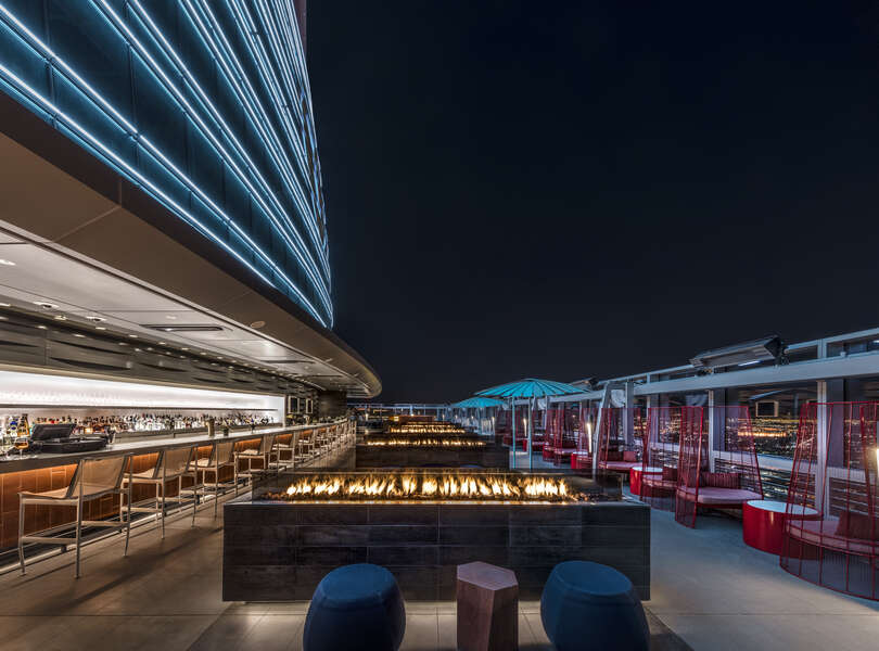 Spire 73: Los Angeles, CA - Thrillist