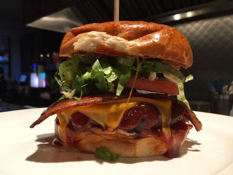 The Paramount: Boston, MA - Thrillist