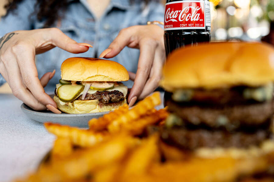 Best Burgers in Washington, DC: Good Burger Spots for Delivery ...