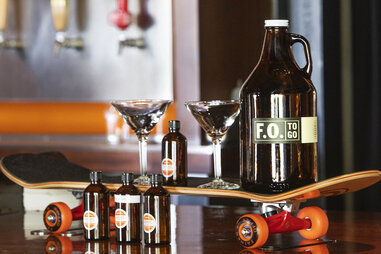 13 LA Spots With Great To-Go Cocktails & Drinks - Thrillist