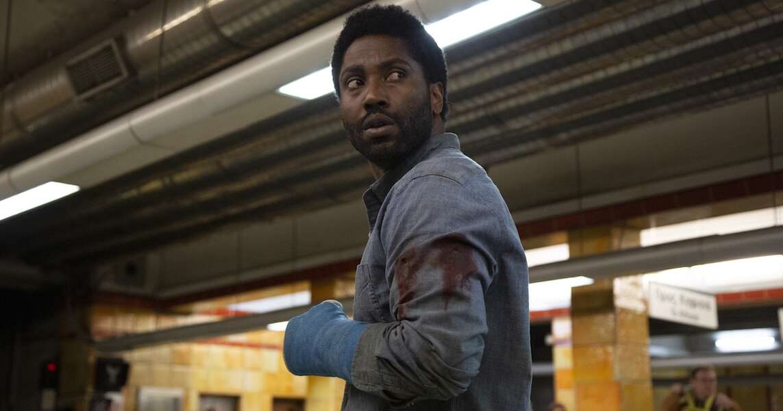 'Beckett' Review: Netflix Movie Puts John David Washington on the Run ...
