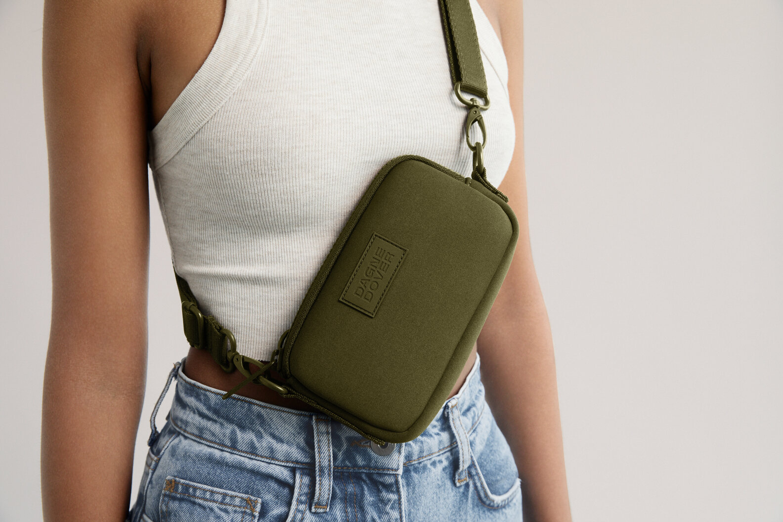 What Is Dagne Dover? Eye-Catching Bag Brand Is a Traveler’s Dream ...