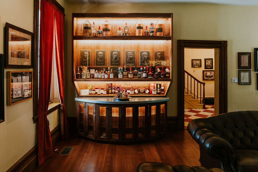 Maker's Mark Samuels House: How You Can Stay at Their Actual Manor Now ...