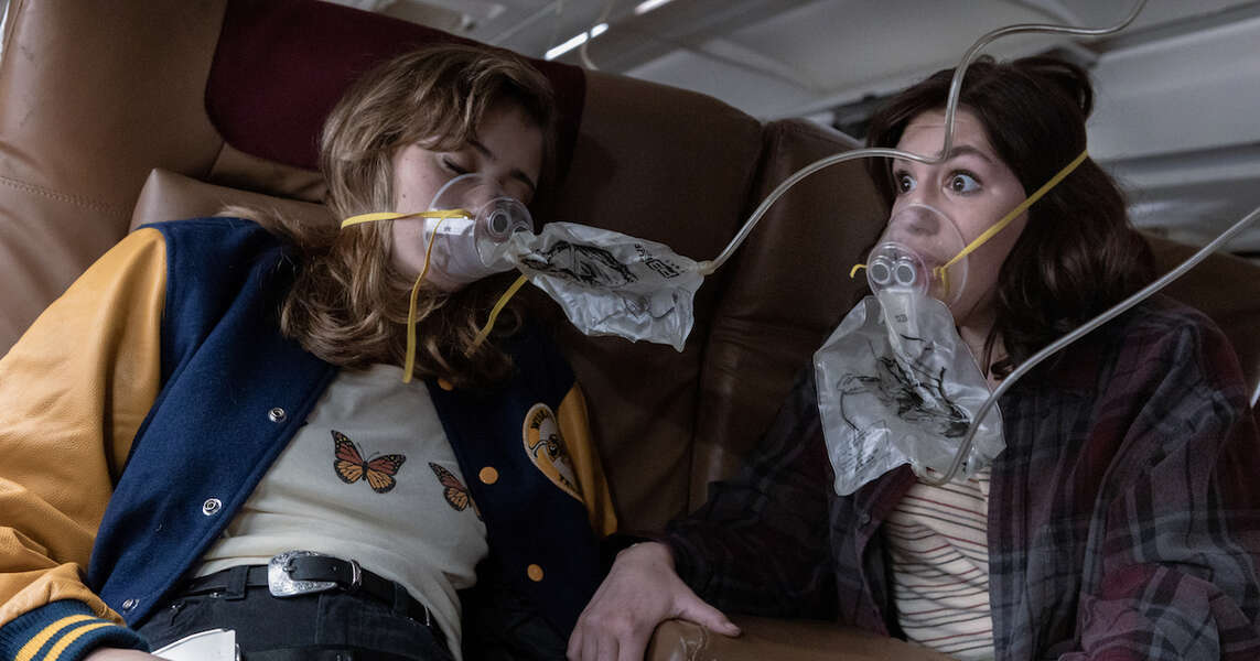 Yellowjackets Showtime Series Review: Why You Need To Watch The ...
