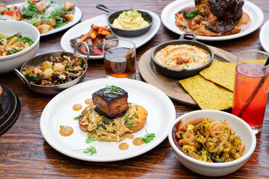 Frontier: A Bar in Chicago, IL - Thrillist