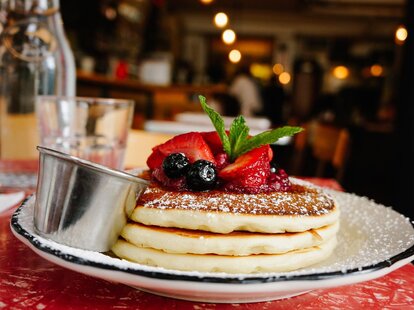 David's Cafe: New York, NY - Thrillist