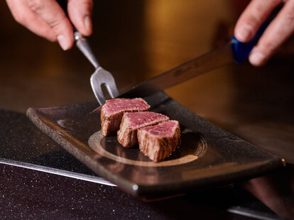 You Can Get Wagyu Beef From Japanese Vending Machines - Thrillist