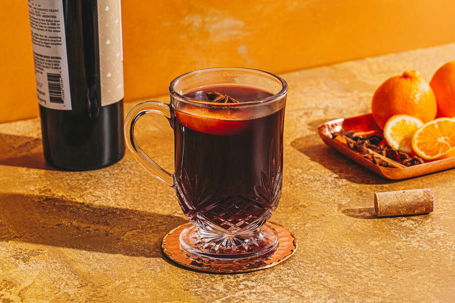 Best Holiday Drinks According to Bartenders: How To Make Them at Home ...