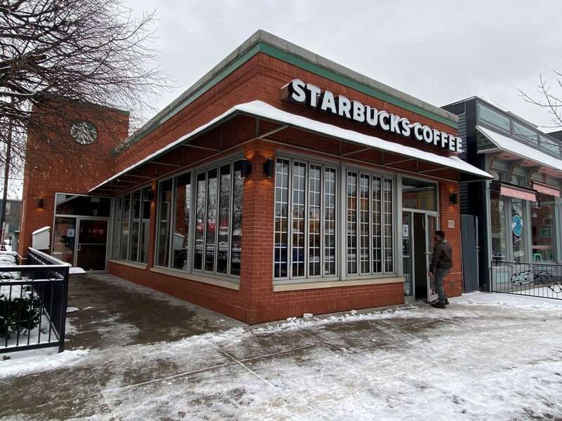 Starbucks Union Efforts Continue at Two More Branches - Thrillist