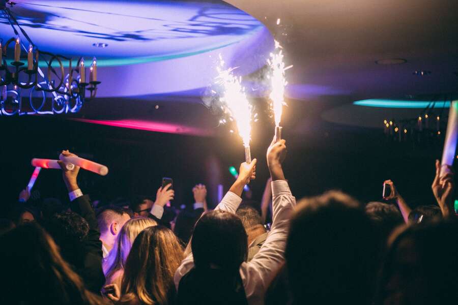 Best Dallas New Year's Eve Parties & Events 2021 - Thrillist