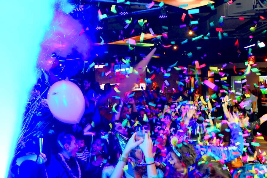 Best Seattle New Year's Eve Parties & Events 2021 - Thrillist