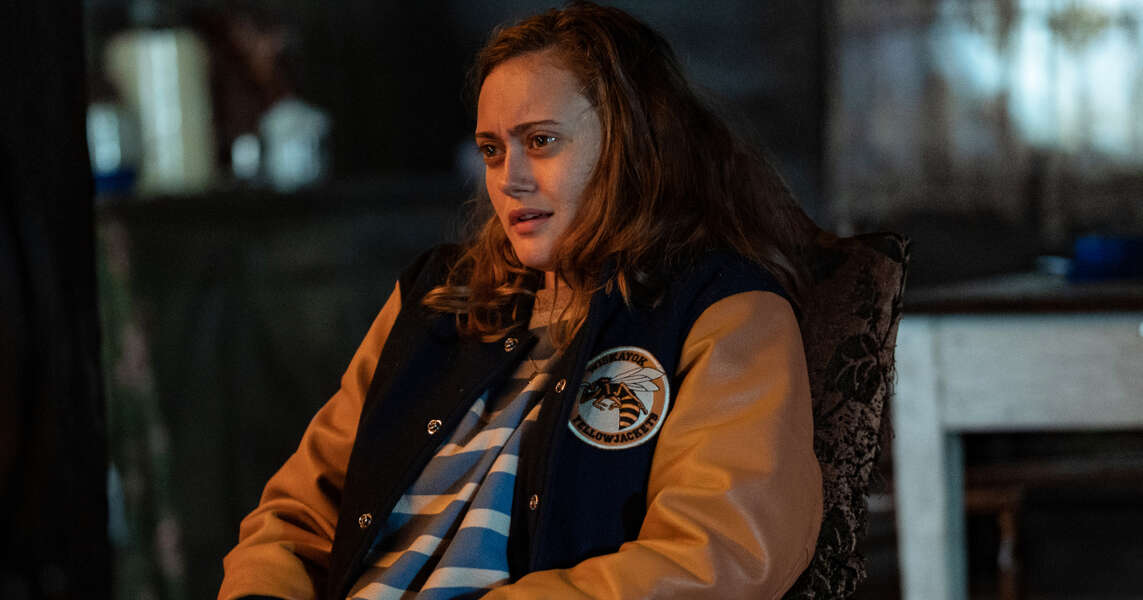 'Yellowjackets' Season 1 Finale: Jackie's Death - Thrillist