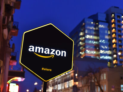 Amazon Is Opening Its First Brick-and-Mortar Clothing Store This Year ...