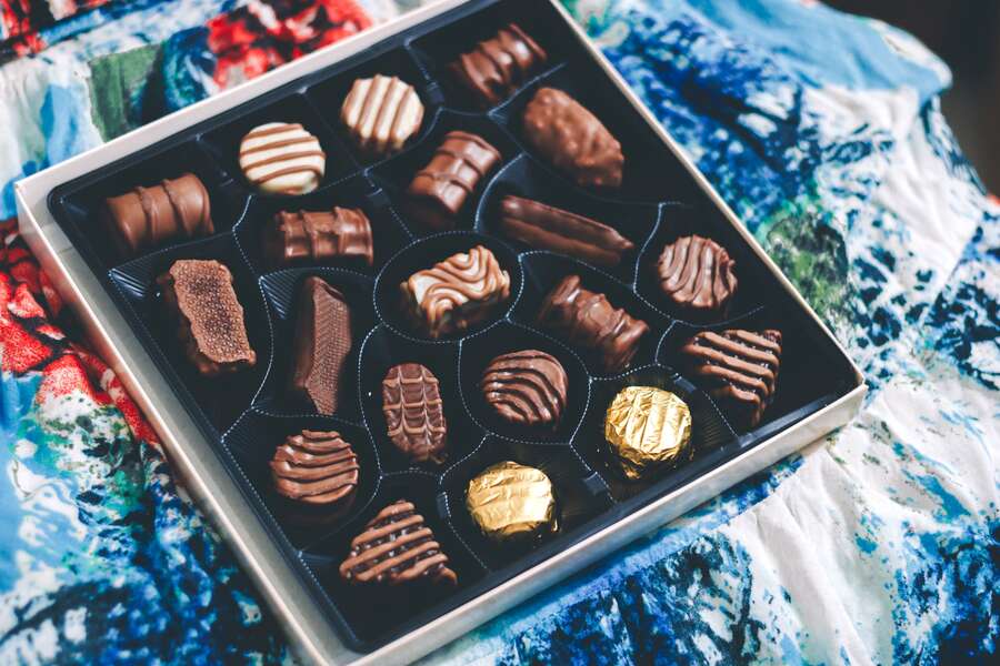 Russell Stover’s Chocolate Box Cheat Sheet for Valentines Day - Thrillist