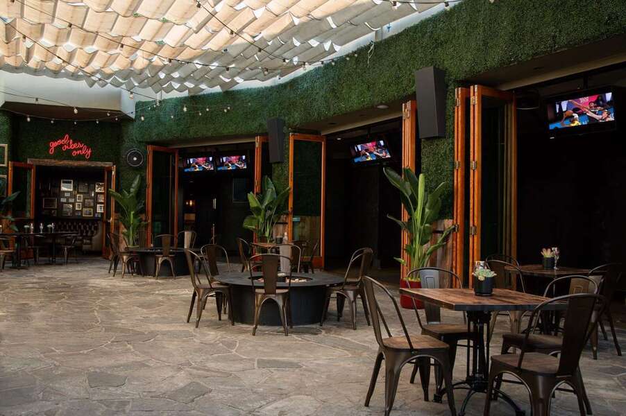 The Parlor: A Bar in Los Angeles, CA - Thrillist