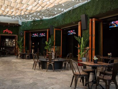 The Parlor: A Bar in Los Angeles, CA - Thrillist