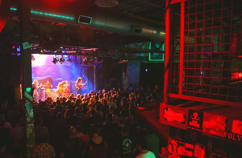 Reggie's Rock Club: A Bar in Chicago, IL - Thrillist