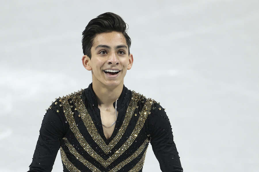 Winter Olympics Figure Skater Donovan Carrillo Makes Mexican History ...