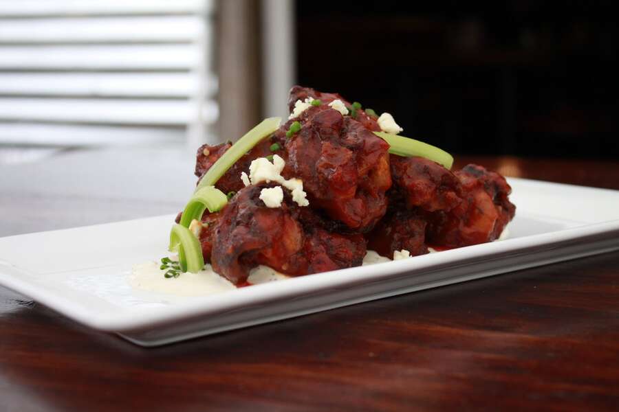 Ten Bells Tavern: A Bar in Dallas, TX - Thrillist