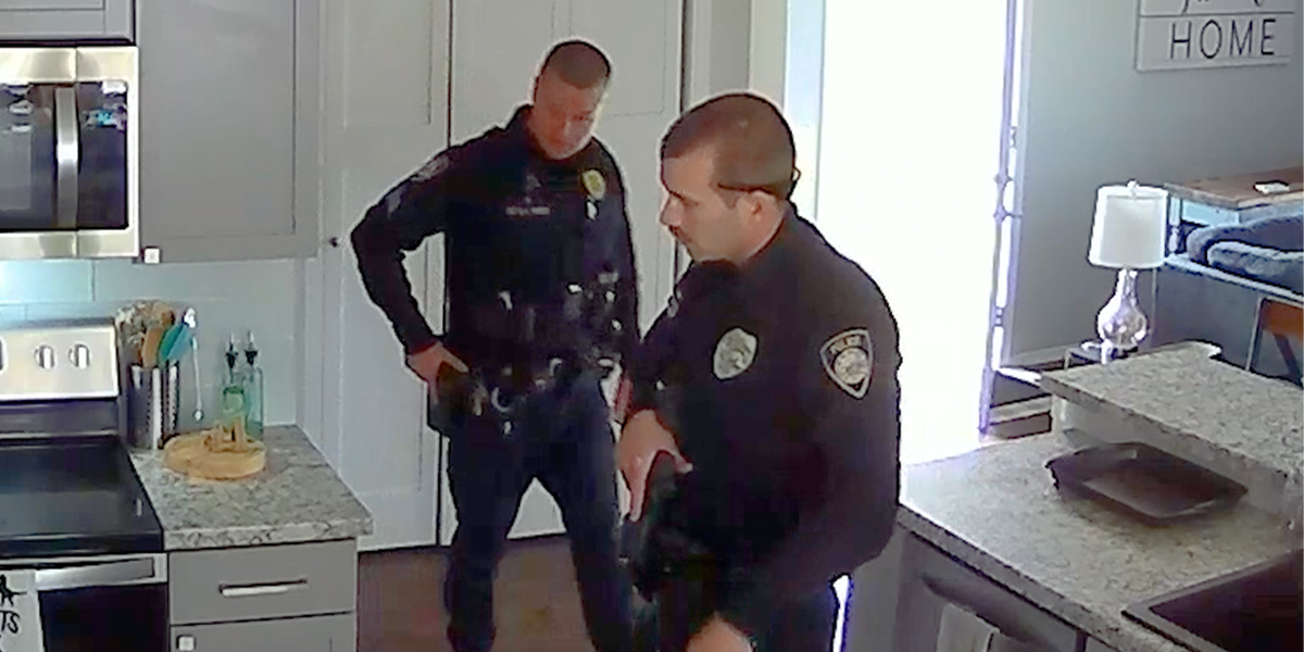 Woman Sees Police Standing In Her House On Her Ring Camera - Videos ...
