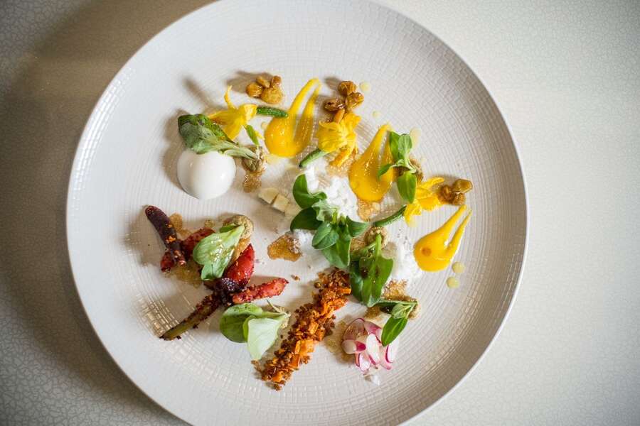 Volvér: A Bar in Philadelphia, PA - Thrillist