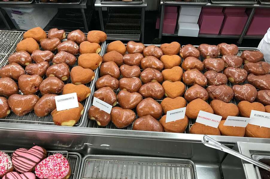 Peterson's Donut Corner: A Restaurant in Escondido, CA - Thrillist