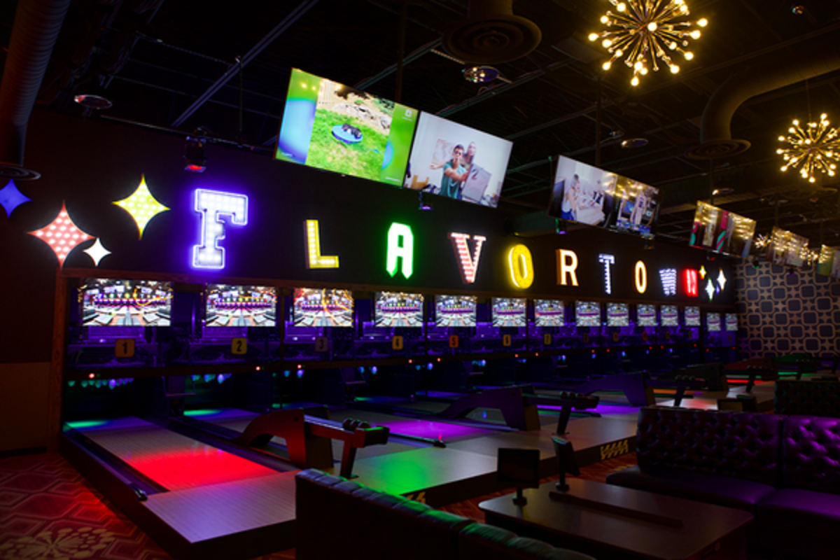 Guy Fieri's Flavortown Opens In Tennessee - Thrillist