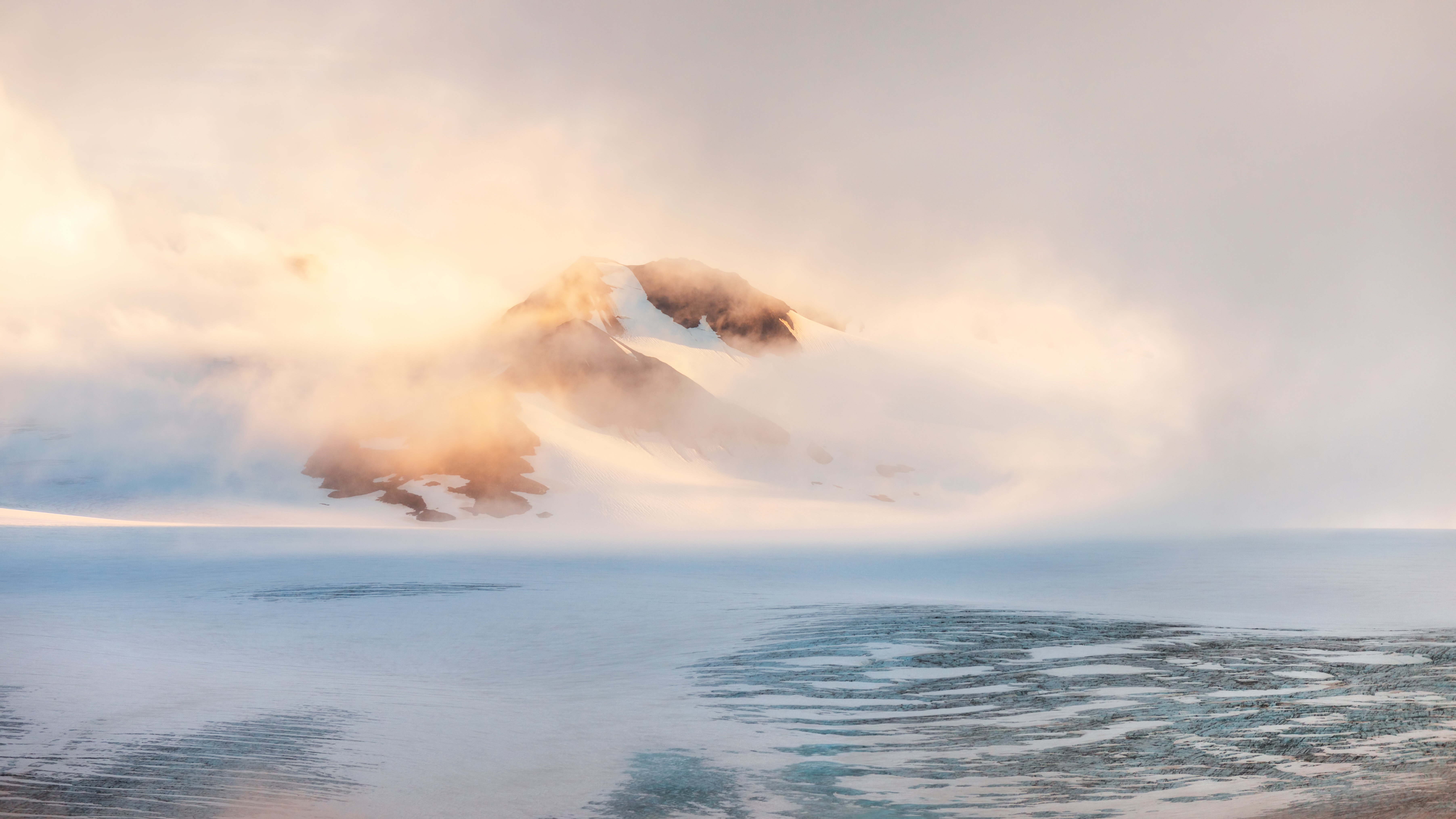 Bailey Berg - Thrillist