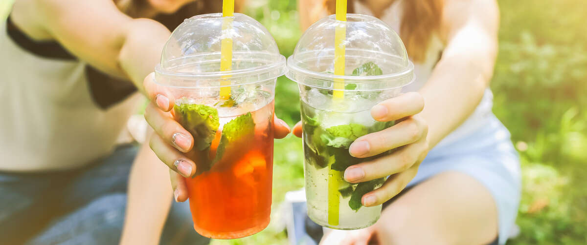 New York City Finalizes New To-Go Cocktails & Drinks Rules - Thrillist