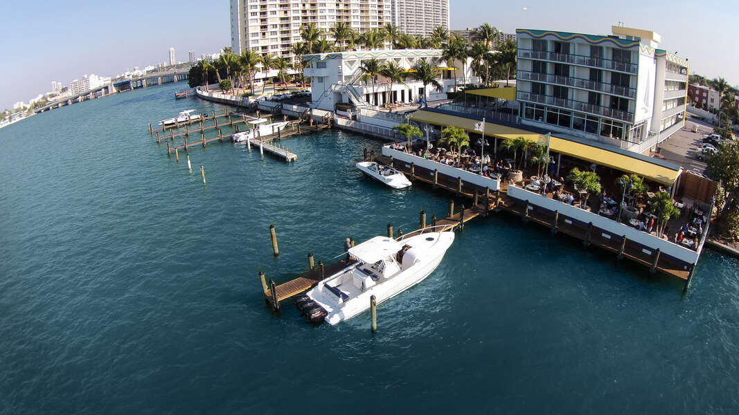 Best Waterfront Dining in Miami: Scenic Outdoor Restaurants & Bars - Thrillist