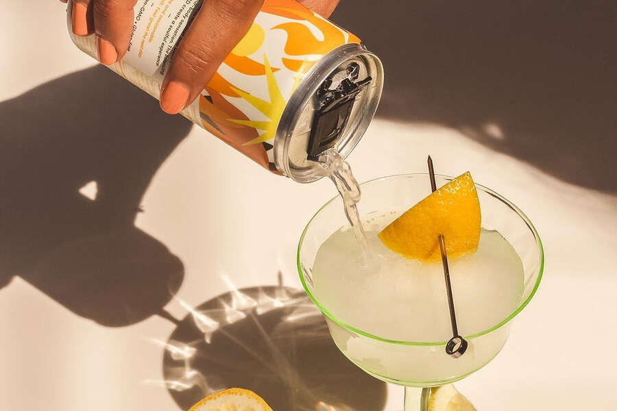 What These THC-Infused Seltzers Actually Taste Like - Thrillist