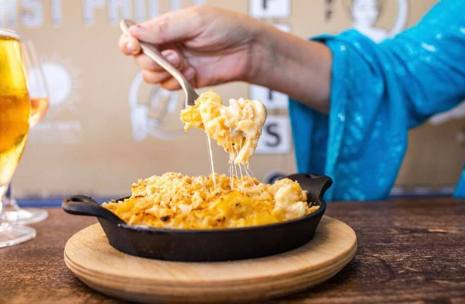 Oldest Historic Restaurants in Philadelphia - Thrillist