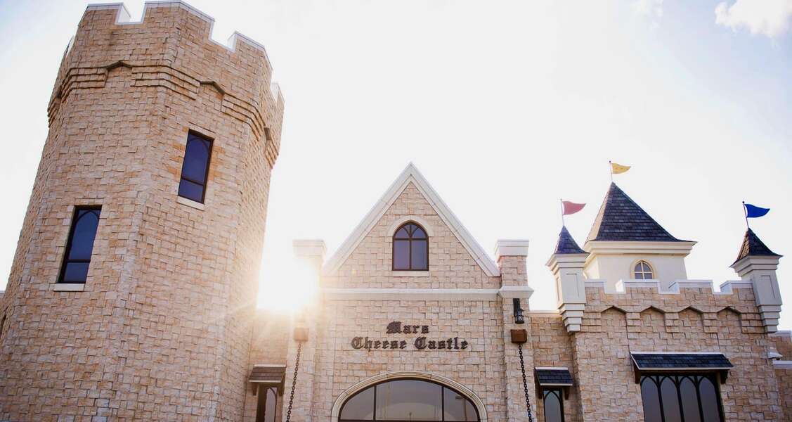 Mars Cheese Castle in Wisconsin: History, Menu, Tours and More - Thrillist