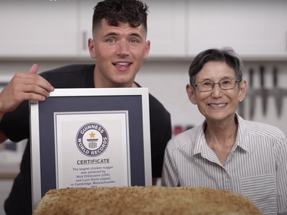 The Record Has Just Been Set for the World's Largest Chicken Nugget ...