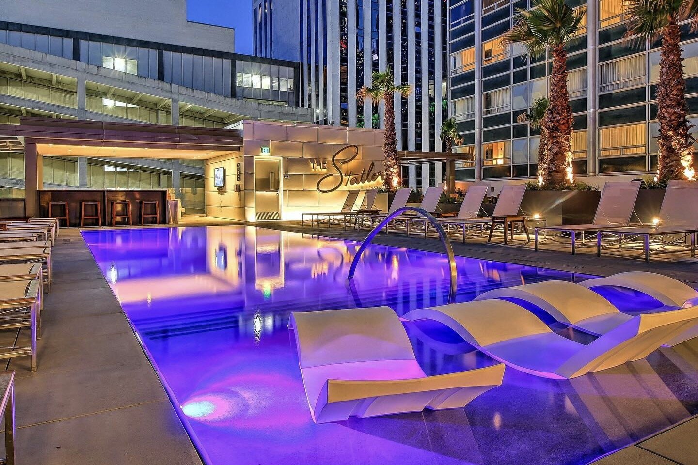 Ultimate Guide to the Best Swimming Pools in Dallas - Thrillist