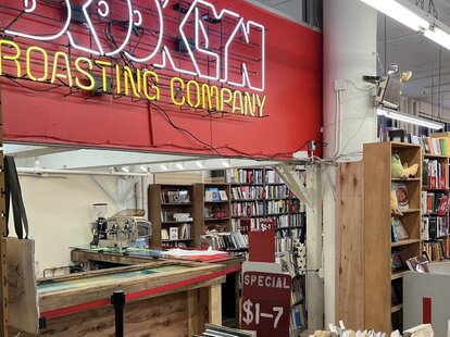Strand Book Store Just Unveiled Its New Coffee Shop - Thrillist