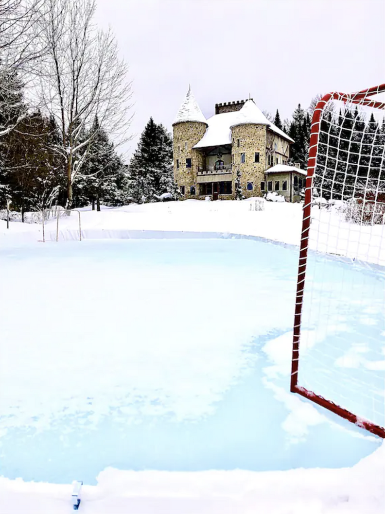 This Pet-Friendly Castle In Vermont Will Make You And Your Dog Feel ...