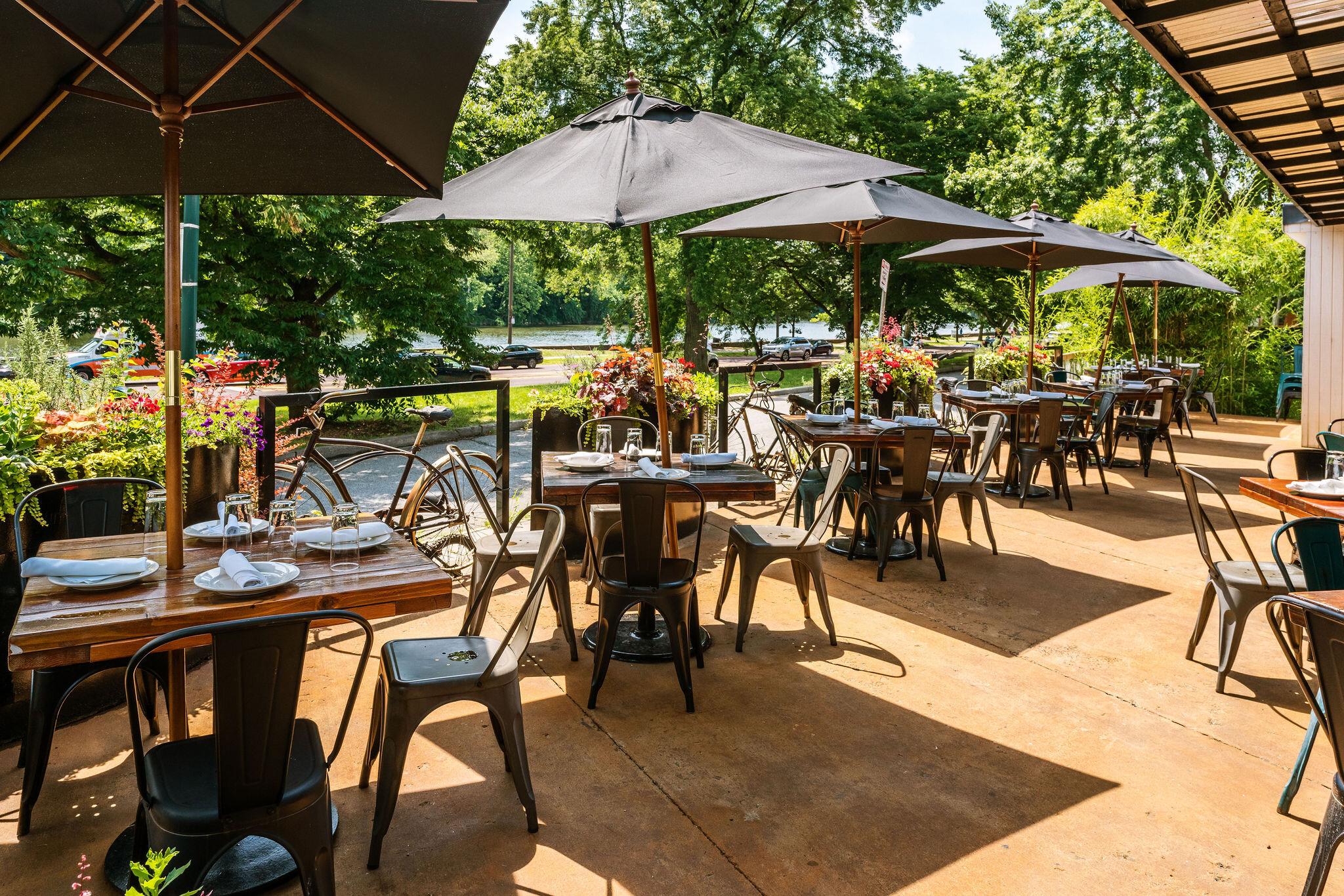 Best Waterfront Restaurants in Philadelphia: Scenic Outdoor Restaurants ...