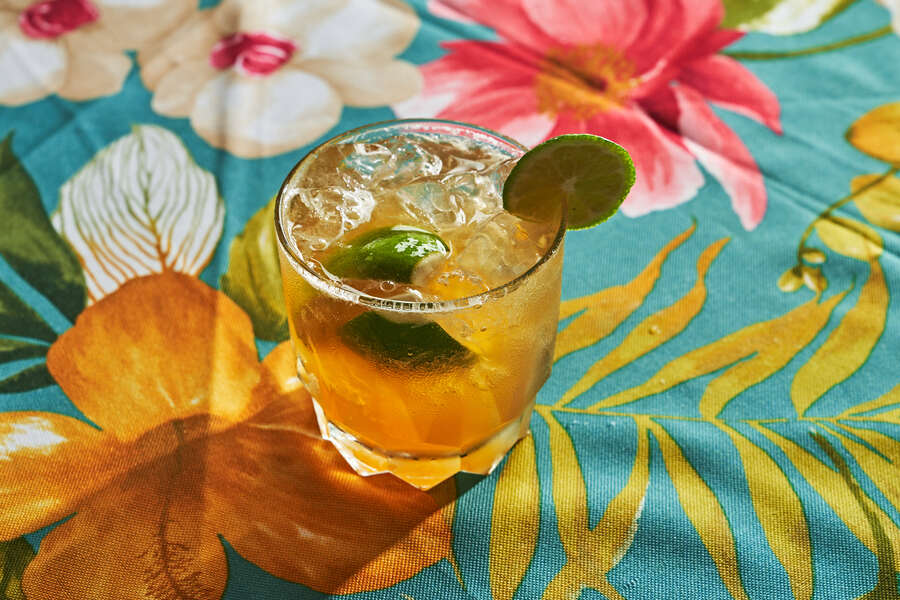 What Is Makrut Lime and Why Is the Citrus So Popular in Cocktails ...