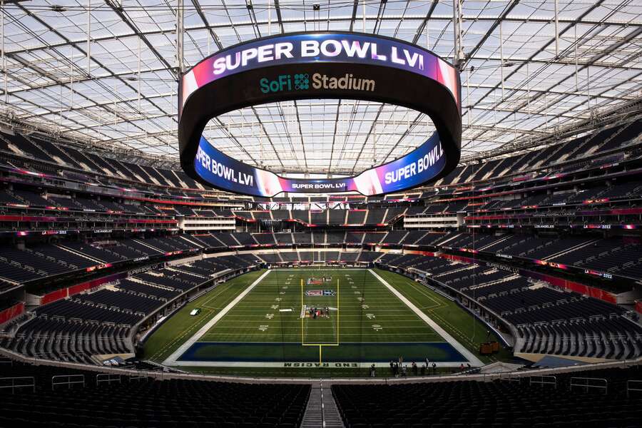 Snickers Is Giving Away Super Bowl LVII Tickets This Year - Thrillist