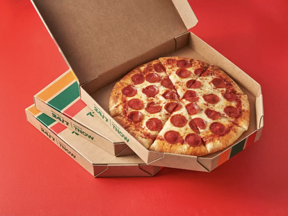 7-Eleven Has $5 Pepperoni Pizzas on September 20 - Thrillist